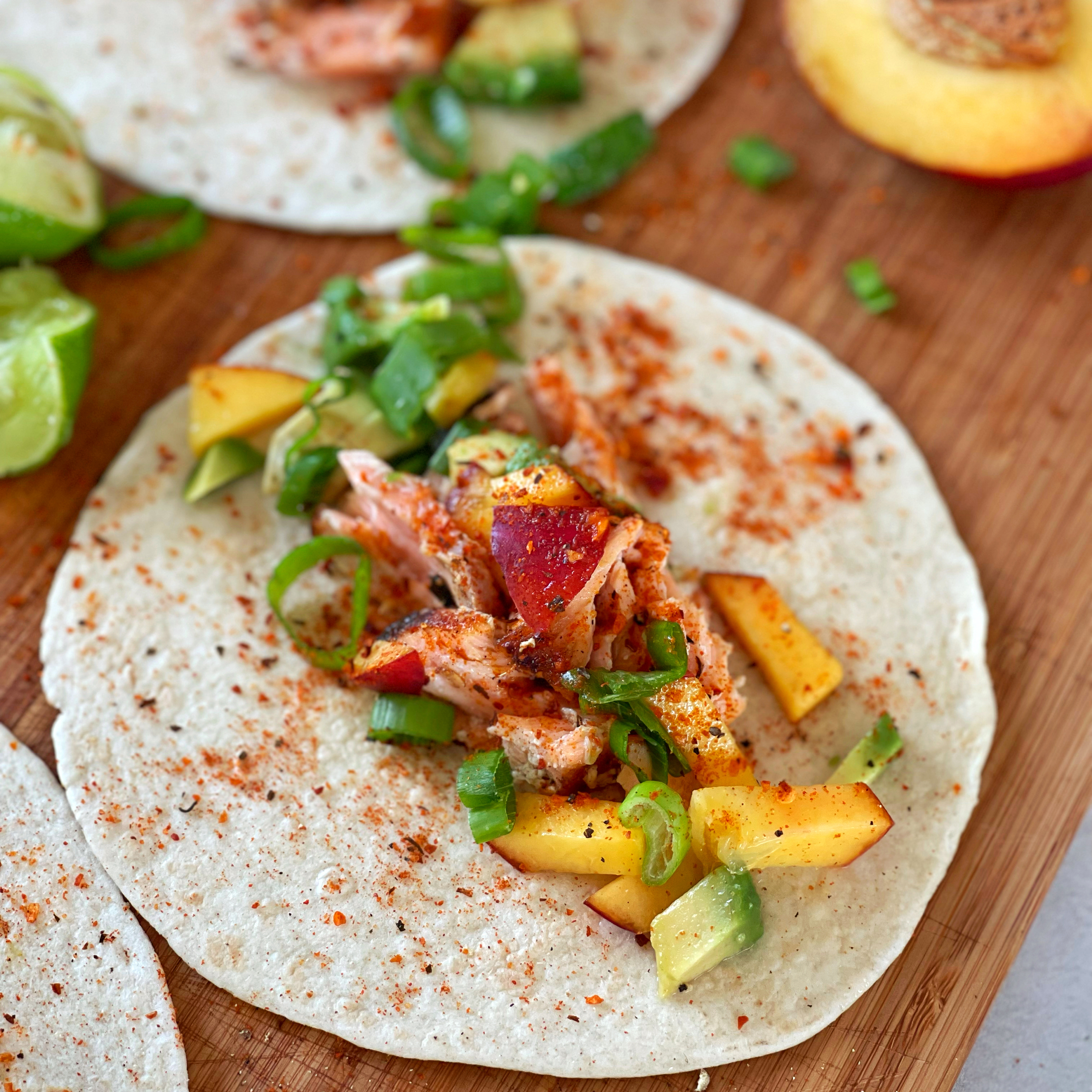 Lakstacos - Luksuriøse, fruktige Laxtacos | Alpnaering